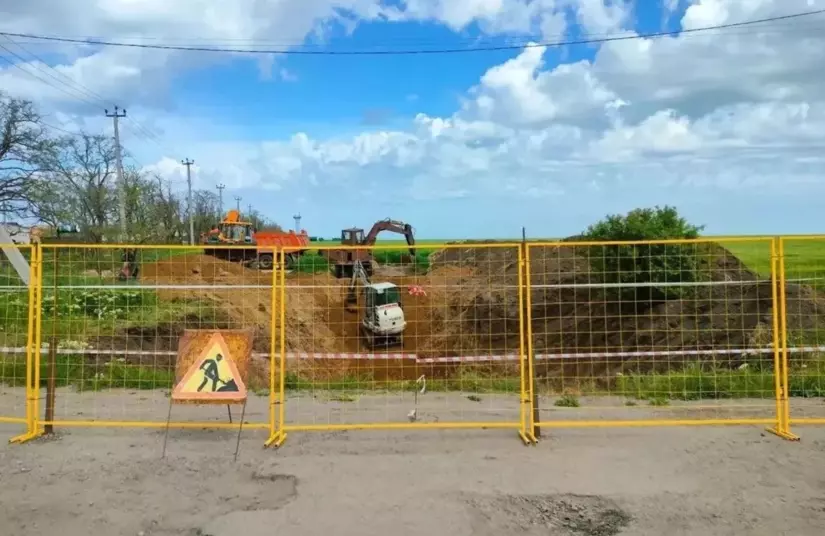 В Ейском районе продолжается строительство новой системы водоотведения ...